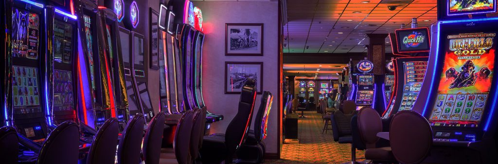 Play the Slot Machines at El Cortez Hotel & Casino on Fremont St, Vegas